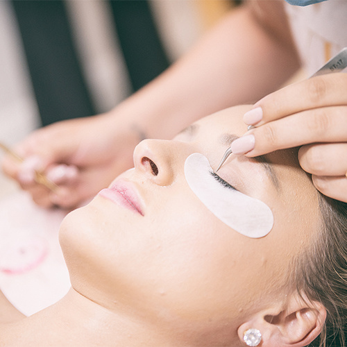 Voksbehandling i Vanløse | Desire Skincare | Se mere her